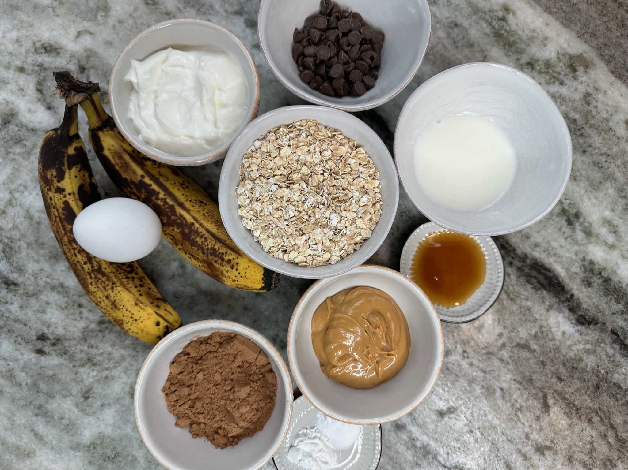 Brownie Batter Oatmeal — Featherstone Nutrition